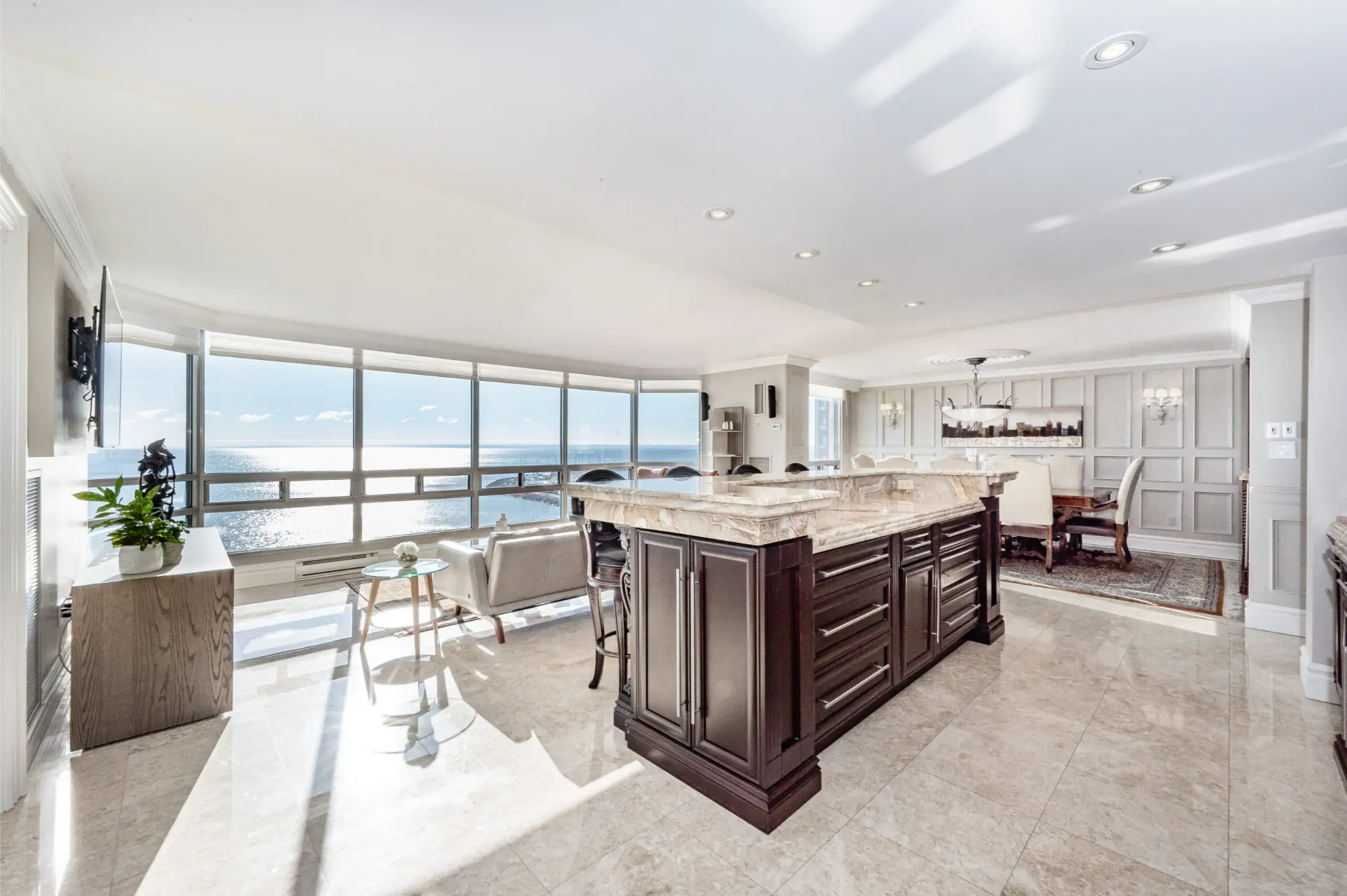 Fantastic 2 Bedroom Condo - 506 - 2170 Marine Drive, Oakville